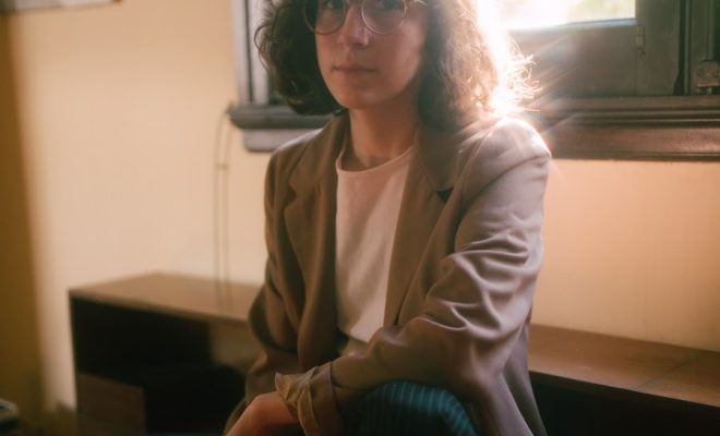 Inés Mauri presenta su primer single y videoclip – DELTA 80