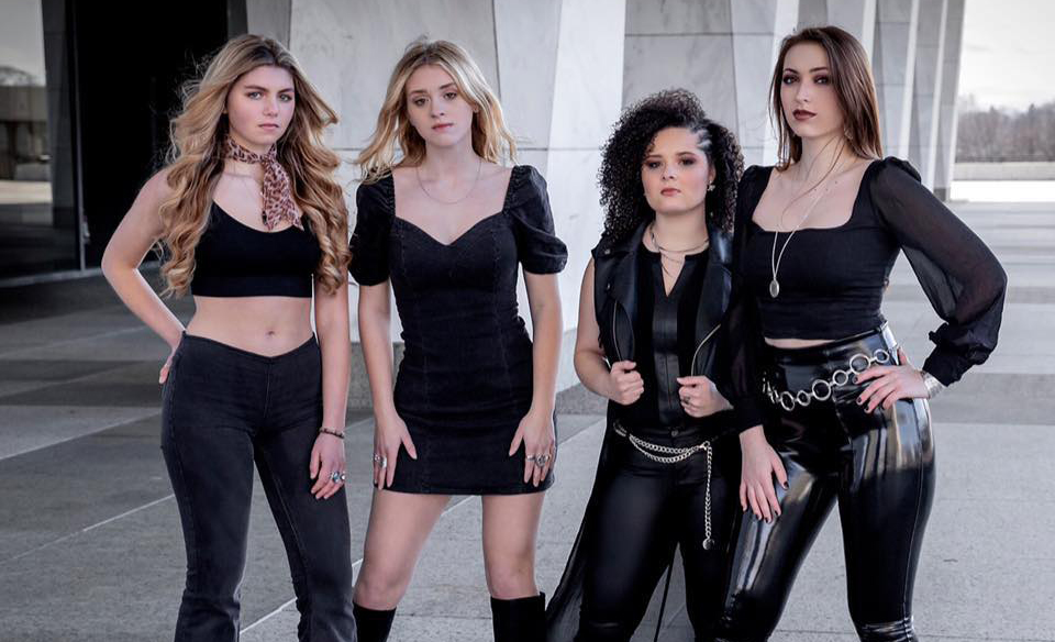 Presentamos a Plush, banda femenina de heavy metal – DELTA 80